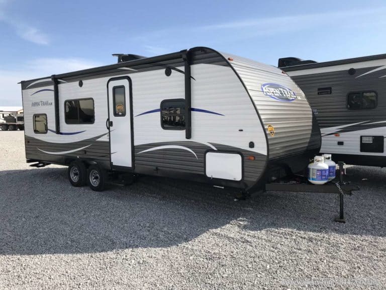 Travel Trailers with Two Queen Bedrooms | CamperAdvise