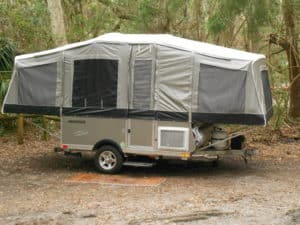 4 Best Pop Up Campers under 1,000 lbs (with Pictures) (2022)