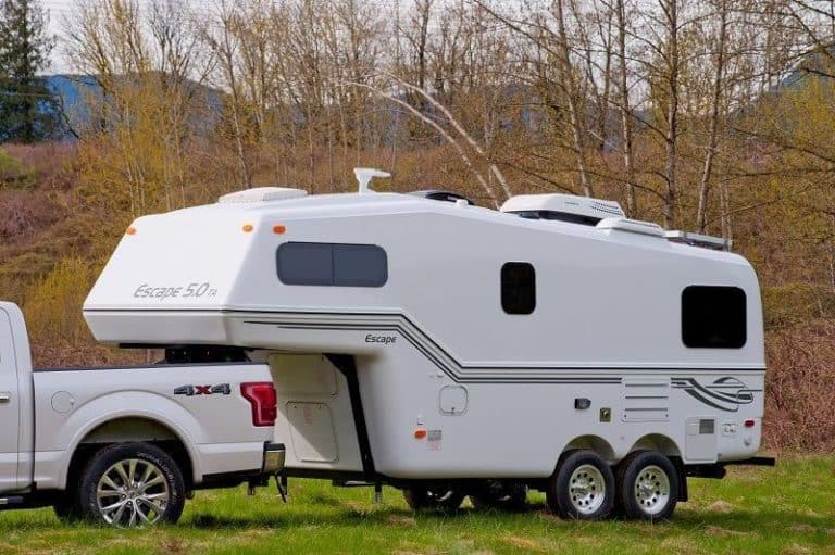 Fiberglass Travel Trailers | CamperAdvise